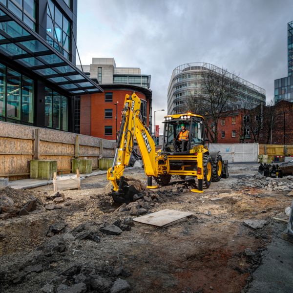 JCB DualDrive Backhoe Loaders | Scot JCB