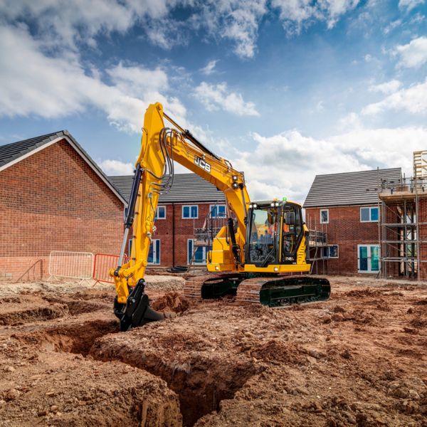 JCB 145XR Tracked Excavator: Power & Precision | Scot JCB